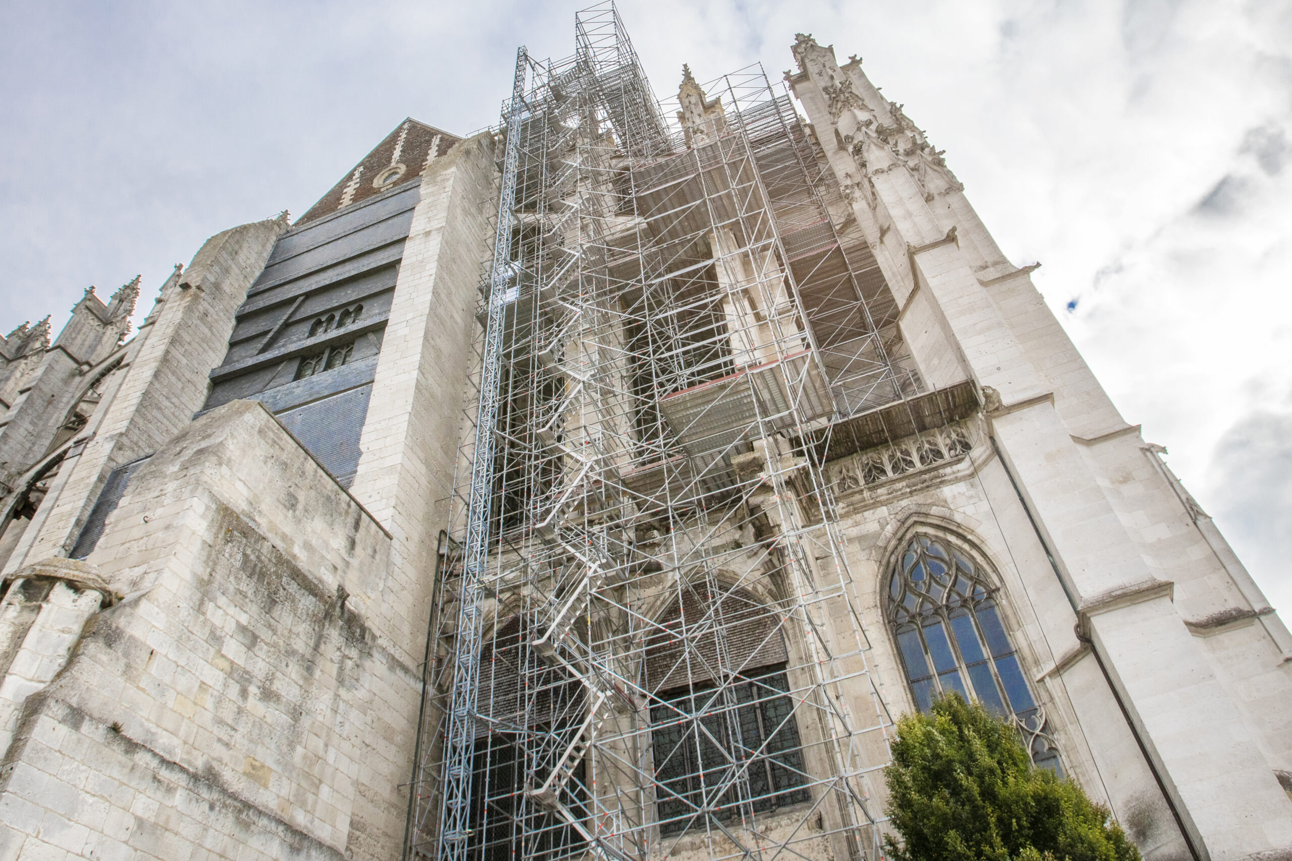 Nouvel épisode du chantier de la Cathédrale Saint-Pierre – Beauvaisis